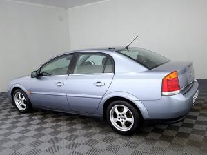 Pelēks Opel Vectra 2003 Tallina, ar dzinēja tilpumu 2.20 L un nobraukumu 287 tūkst. km par 999 €, foto 5 vietnē AUTOMOTO.COM.LV