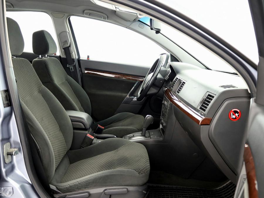 Pelēks Opel Vectra 2003 Tallina, ar dzinēja tilpumu 2.20 L un nobraukumu 287 tūkst. km par 999 €, foto 7 vietnē AUTOMOTO.COM.LV