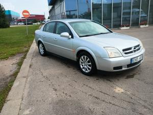 Grey Opel Vectra 2003 in Siauliai, with an engine capacity of 2.20 L and mileage of 225 thousand km for 850 €, photo 3 on AUTOMOTO.COM.LV