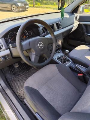 Pelēks Opel Vectra 2004 Utena, ar dzinēja tilpumu 2.00 L un nobraukumu 203 tūkst. km par 1499 €, foto 8 vietnē AUTOMOTO.COM.LV