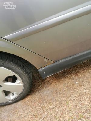 Pelēks Opel Vectra 2004 Anykščiai, ar dzinēja tilpumu 2.20 L un nobraukumu 317 tūkst. km par 850 €, foto 11 vietnē AUTOMOTO.COM.LV