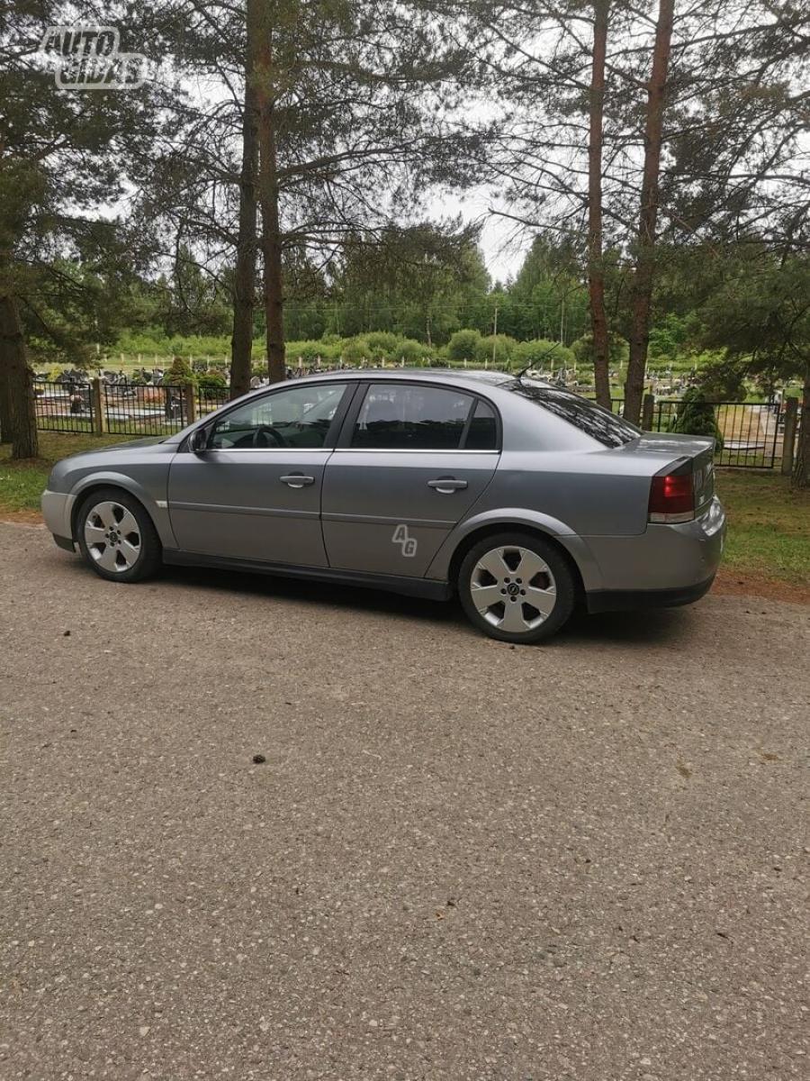 Pelēks Opel Vectra 2004 Anykščiai, ar dzinēja tilpumu 2.20 L un nobraukumu 317 tūkst. km par 850 €, foto 14 vietnē AUTOMOTO.COM.LV