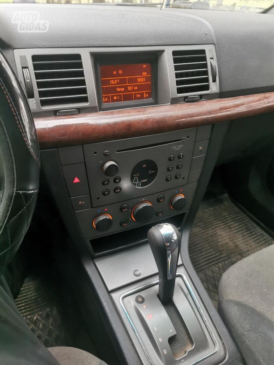 Pelēks Opel Vectra 2004 Anykščiai, ar dzinēja tilpumu 2.20 L un nobraukumu 317 tūkst. km par 850 €, foto 15 vietnē AUTOMOTO.COM.LV