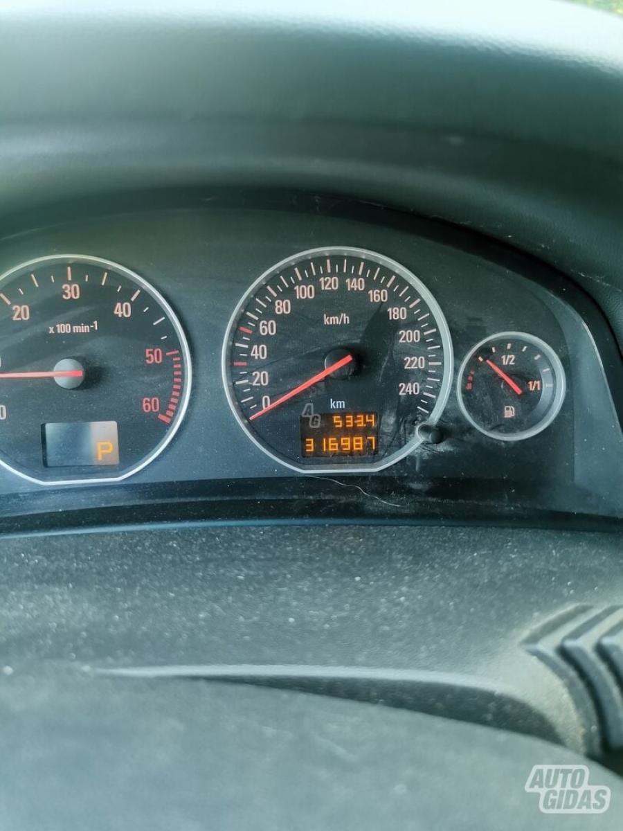 Pelēks Opel Vectra 2004 Anykščiai, ar dzinēja tilpumu 2.20 L un nobraukumu 317 tūkst. km par 850 €, foto 30 vietnē AUTOMOTO.COM.LV