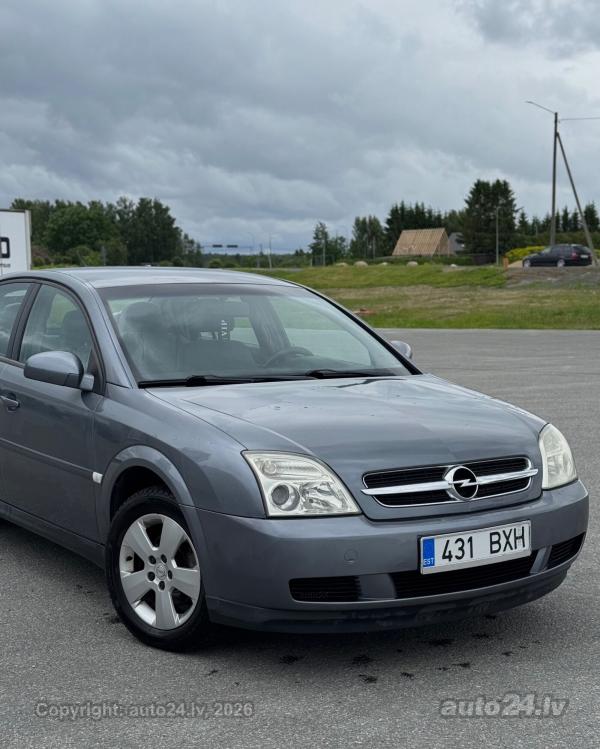 Pelēks Opel Vectra 2004 Tallina, ar dzinēja tilpumu 2.00 L un nobraukumu 200 tūkst. km par 2000 €, foto 1 vietnē AUTOMOTO.COM.LV