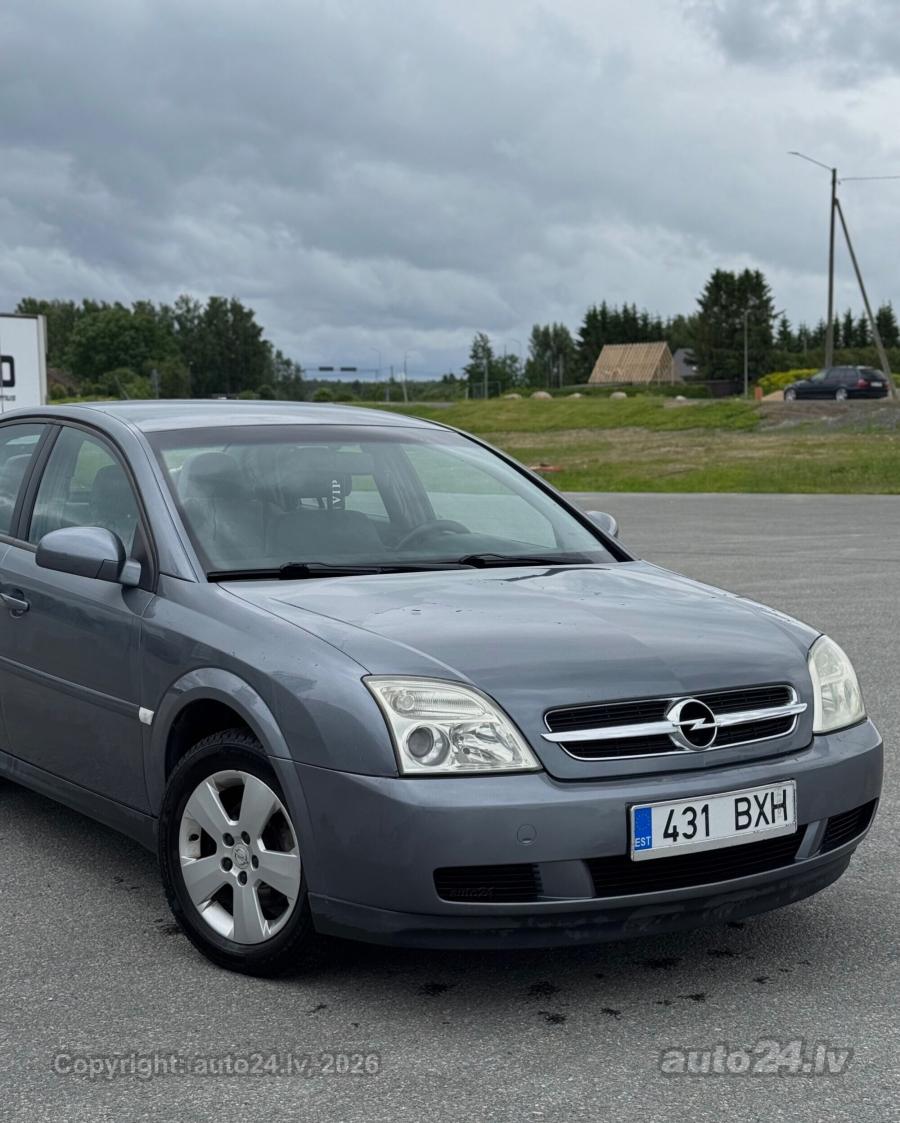 Pelēks Opel Vectra 2004 Tallina, ar dzinēja tilpumu 2.00 L un nobraukumu 200 tūkst. km par 2000 €, foto 1 vietnē AUTOMOTO.COM.LV