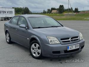 Pelēks Opel Vectra 2004 Tallina, ar dzinēja tilpumu 2.00 L un nobraukumu 200 tūkst. km par 2000 €, foto 5 vietnē AUTOMOTO.COM.LV