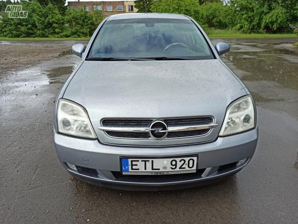 Серый Опель Вектра 2004 в Вильнюс, объемом двигателя 2.20 л и пробегом 225 тыс. км за 1000 €, фото 3 на AUTOMOTO.COM.LV