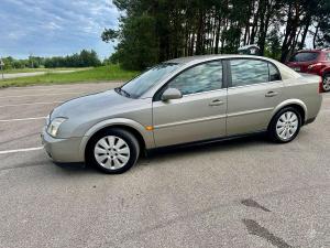 Grey Opel Vectra 2004 in Kaisiadorys, with an engine capacity of 2.17 L and mileage of 309 thousand km for 845 €, photo  on AUTOMOTO.COM.LV