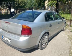 Pelēks Opel Vectra 2004 Rīga, ar dzinēja tilpumu 2.20 L un nobraukumu 167 tūkst. km par 450 €, foto 7 vietnē AUTOMOTO.COM.LV