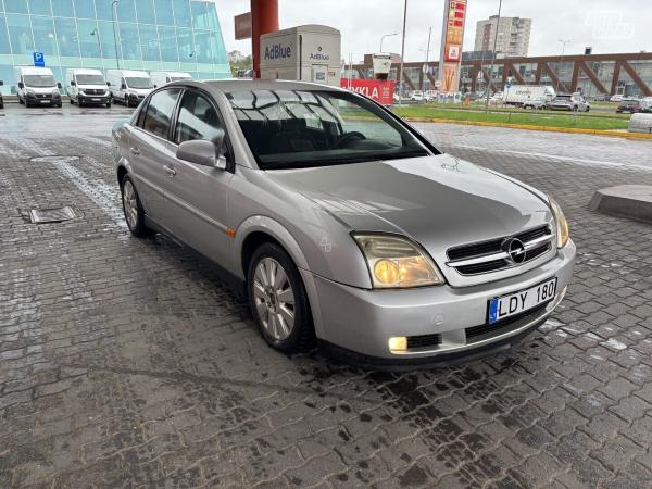 Опель Вектра 2004 в Вильнюс на AUTOMOTO.COM.LV Серый Опель Вектра 2004 в Вильнюс, объемом двигателя 2.20 л и пробегом 300 тыс. км за 17900 €, фото 4 на AUTOMOTO.COM.LV