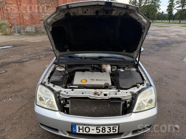 Grey Opel Vectra 2004 in Liepaja, with an engine capacity of 1.80 L and mileage of 242 thousand km for 800 €, photo 6 on AUTOMOTO.COM.LV