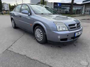 Pelēks Opel Vectra 2005 Klaipėda, ar dzinēja tilpumu 1.90 L un nobraukumu 325 tūkst. km par 1250 €, foto 3 vietnē AUTOMOTO.COM.LV