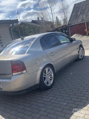 Pelēks Opel Vectra 2005 Marijampole, ar dzinēja tilpumu 2.20 L un nobraukumu 135 tūkst. km par 1950 €, foto 7 vietnē AUTOMOTO.COM.LV