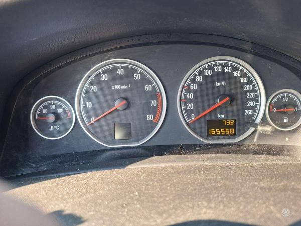 Серый Опель Вектра 2005 в Каунас, объемом двигателя 1.80 л и пробегом 166 тыс. км за 1400 €, фото 8 на AUTOMOTO.COM.LV
