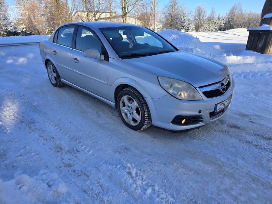 Pelēks Opel Vectra 2006 Radviliškis, ar dzinēja tilpumu 1.90 L un nobraukumu 369 tūkst. km par 1380 €, foto 2 vietnē AUTOMOTO.COM.LV