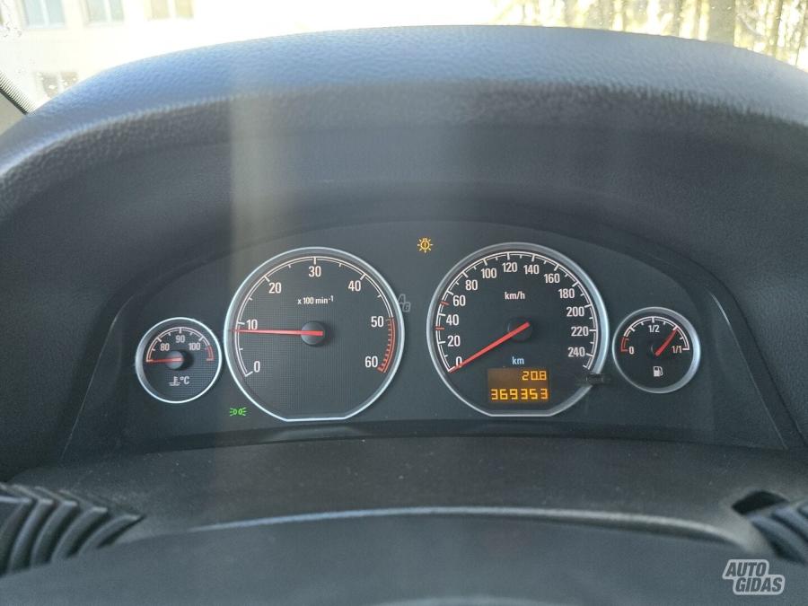 Pelēks Opel Vectra 2006 Radviliškis, ar dzinēja tilpumu 1.90 L un nobraukumu 369 tūkst. km par 1380 €, foto 18 vietnē AUTOMOTO.COM.LV