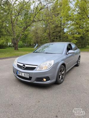 Pelēks Opel Vectra 2006 Pagėgiai, ar dzinēja tilpumu 1.90 L un nobraukumu 167 tūkst. km par 1550 €, foto  vietnē AUTOMOTO.COM.LV