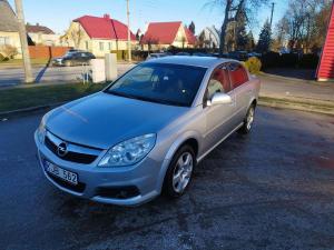 Grey Opel Vectra 2007 in Panevezys, with an engine capacity of 2.20 L and mileage of 223 thousand km for 650 €, photo 2 on AUTOMOTO.COM.LV