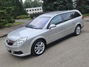 Серый Опель Вектра 2007 в Екабпилс, объемом двигателя 1.90 л и пробегом 272 тыс. км за 1990 €, фото  на AUTOMOTO.COM.LV