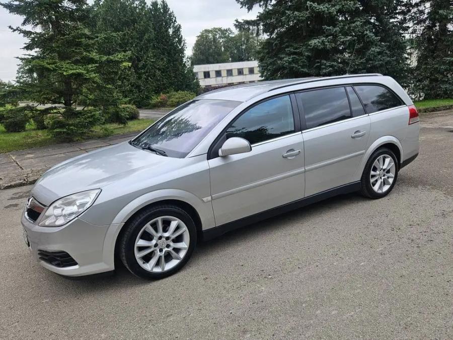 Серый Опель Вектра 2007 в Екабпилс, объемом двигателя 1.90 л и пробегом 272 тыс. км за 1990 €, фото 12 на AUTOMOTO.COM.LV