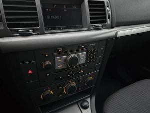 Серый Опель Вектра 2007 в Екабпилс, объемом двигателя 1.90 л и пробегом 272 тыс. км за 1990 €, фото 28 на AUTOMOTO.COM.LV