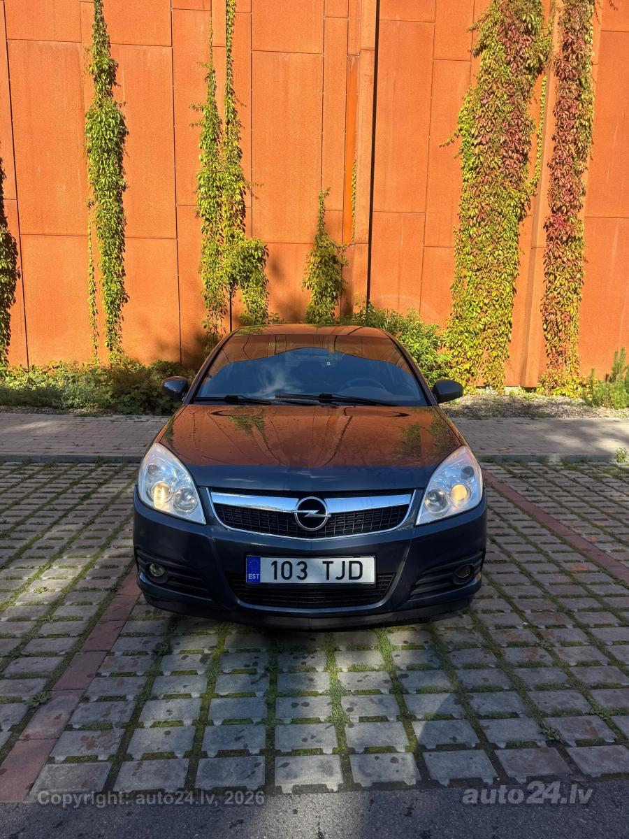 Grey Opel Vectra 2007 in Tallinn, with an engine capacity of 1.90 L and mileage of 0 thousand km for 1599 €, photo 1 on AUTOMOTO.COM.LV