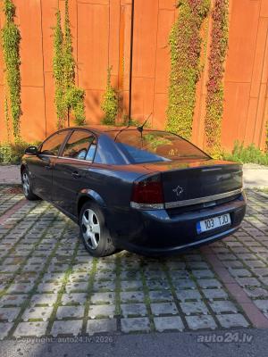 Grey Opel Vectra 2007 in Tallinn, with an engine capacity of 1.90 L and mileage of 0 thousand km for 1599 €, photo 7 on AUTOMOTO.COM.LV