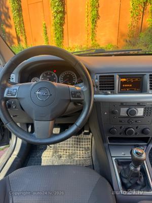 Grey Opel Vectra 2007 in Tallinn, with an engine capacity of 1.90 L and mileage of 0 thousand km for 1599 €, photo 8 on AUTOMOTO.COM.LV