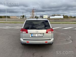 Grey Opel Vectra 2007 in Liepaja, with an engine capacity of 1.90 L and mileage of 305 thousand km for 1050 €, photo 7 on AUTOMOTO.COM.LV