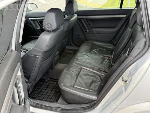 Grey Opel Vectra 2007 in Liepaja, with an engine capacity of 1.90 L and mileage of 305 thousand km for 1050 €, photo 10 on AUTOMOTO.COM.LV