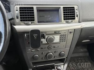 Grey Opel Vectra 2007 in Liepaja, with an engine capacity of 1.90 L and mileage of 305 thousand km for 1050 €, photo 16 on AUTOMOTO.COM.LV