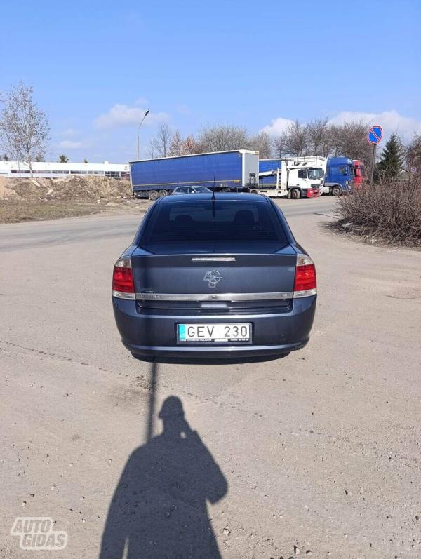 Pelēks Opel Vectra 2008 Kauņa, ar dzinēja tilpumu 1.80 L un nobraukumu 247 tūkst. km par 1600 €, foto 5 vietnē AUTOMOTO.COM.LV