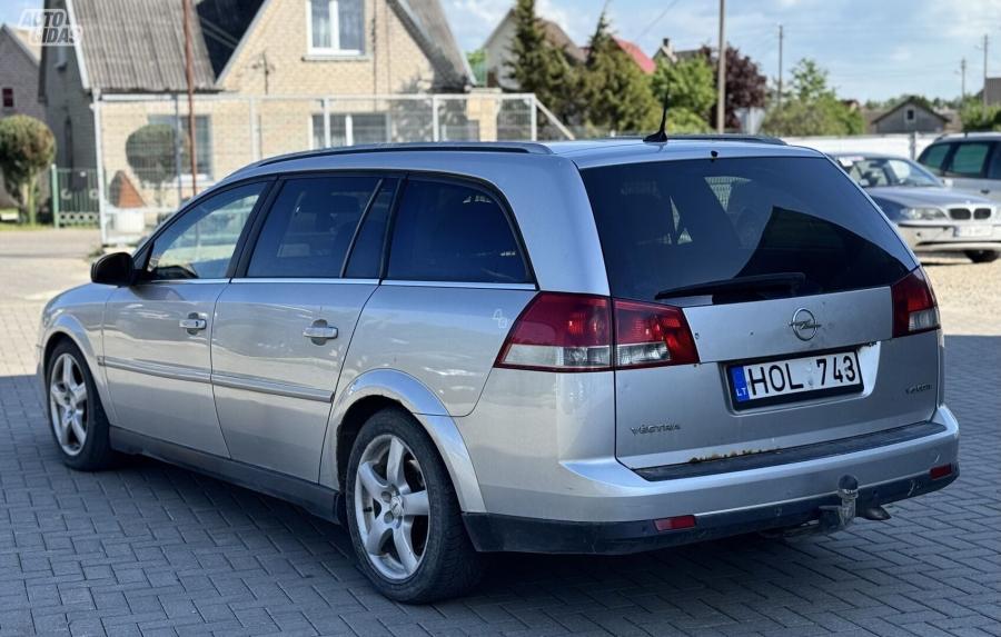 Pelēks Opel Vectra 2003 Radviliškis, ar dzinēja tilpumu 3.00 L un nobraukumu 258 tūkst. km par 995 €, foto 8 vietnē AUTOMOTO.COM.LV