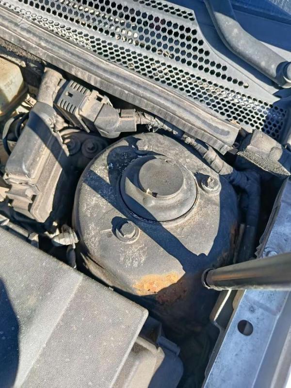 Pelēks Opel Vectra 2003 Marijampole, ar dzinēja tilpumu 2.17 L un nobraukumu 426 tūkst. km par 500 €, foto 2 vietnē AUTOMOTO.COM.LV