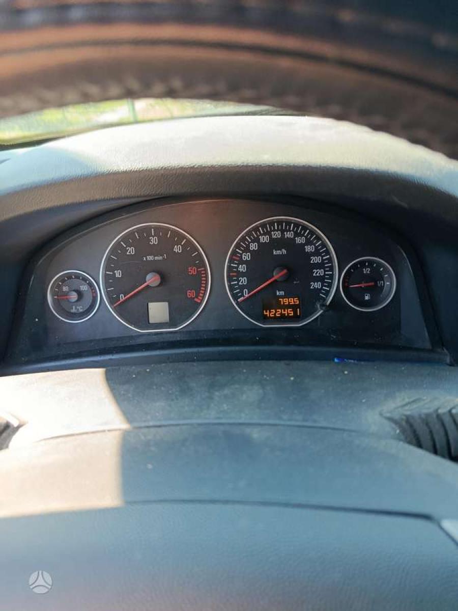 Pelēks Opel Vectra 2003 Marijampole, ar dzinēja tilpumu 2.17 L un nobraukumu 426 tūkst. km par 500 €, foto 17 vietnē AUTOMOTO.COM.LV