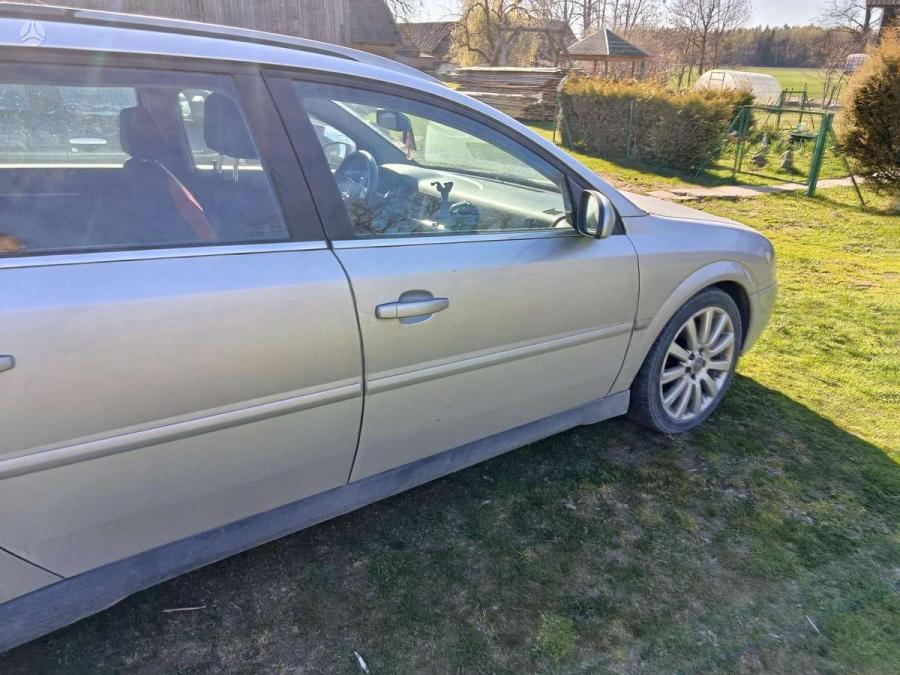 Pelēks Opel Vectra 2003 Marijampole, ar dzinēja tilpumu 2.17 L un nobraukumu 426 tūkst. km par 500 €, foto 21 vietnē AUTOMOTO.COM.LV