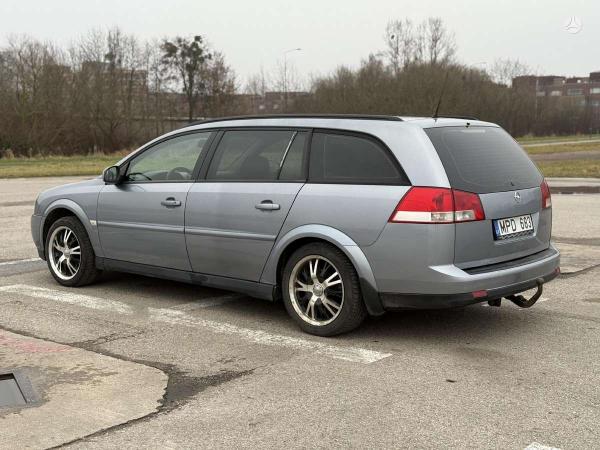Pelēks Opel Vectra 2004 Kauņa, ar dzinēja tilpumu 1.80 L un nobraukumu 341 tūkst. km par 1350 €, foto 3 vietnē AUTOMOTO.COM.LV