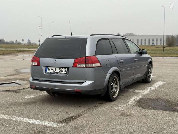 Pelēks Opel Vectra 2004 Kauņa, ar dzinēja tilpumu 1.80 L un nobraukumu 341 tūkst. km par 1350 €, foto 5 vietnē AUTOMOTO.COM.LV