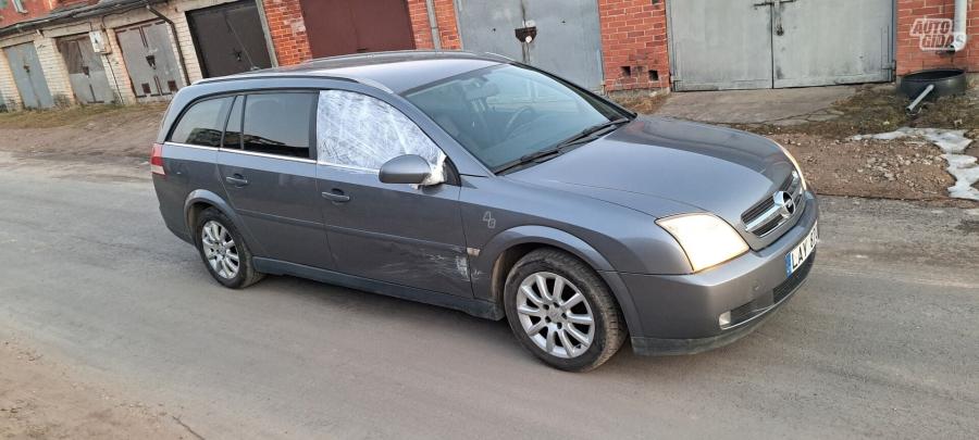Pelēks Opel Vectra 2004 Druskininkai, ar dzinēja tilpumu 2.00 L un nobraukumu 400 tūkst. km par 550 €, foto 2 vietnē AUTOMOTO.COM.LV