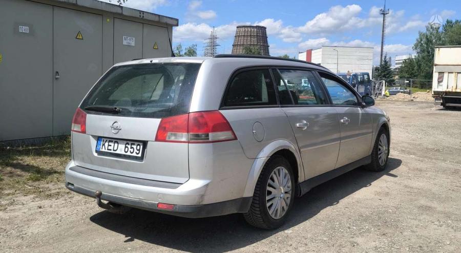 Pelēks Opel Vectra 2004 Kauņa, ar dzinēja tilpumu 1.91 L un nobraukumu 300 tūkst. km par 550 €, foto 8 vietnē AUTOMOTO.COM.LV