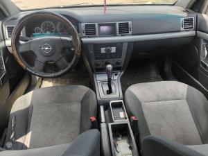 Pelēks Opel Vectra 2004 Kauņa, ar dzinēja tilpumu 1.91 L un nobraukumu 300 tūkst. km par 550 €, foto 12 vietnē AUTOMOTO.COM.LV