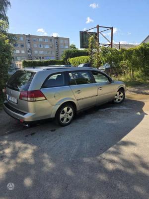 Pelēks Opel Vectra 2004 Rokiškis, ar dzinēja tilpumu 1.91 L un nobraukumu 3 tūkst. km par 890 €, foto 3 vietnē AUTOMOTO.COM.LV
