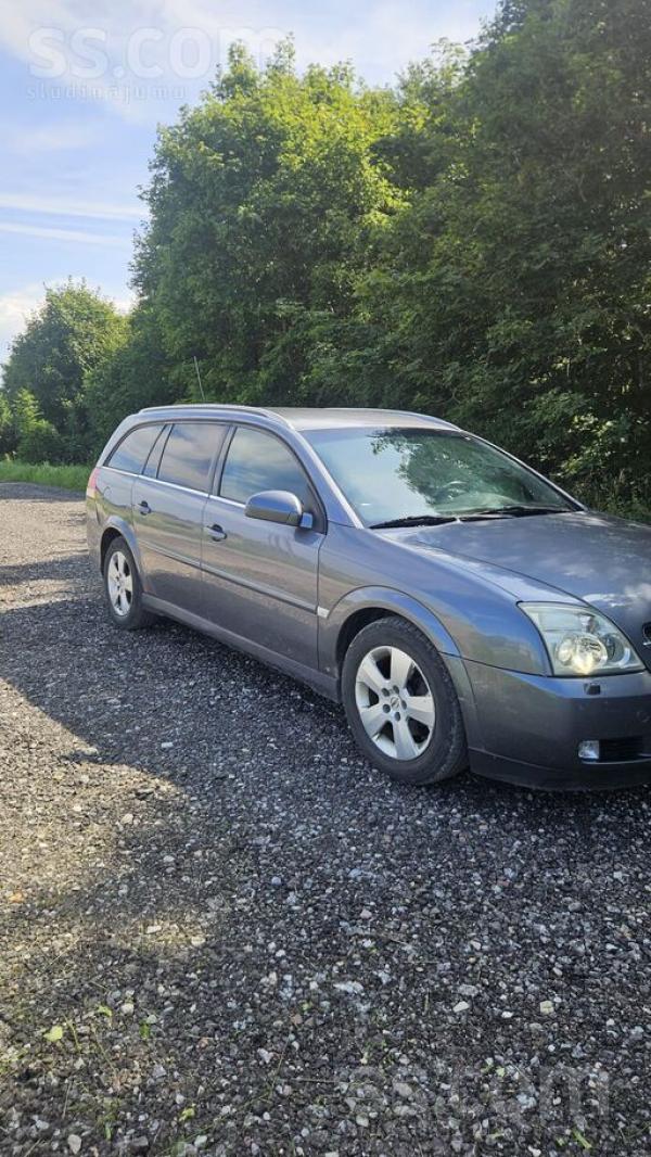 Pelēks Opel Vectra 2004 Saldus, ar dzinēja tilpumu 1.90 L un nobraukumu 397 tūkst. km par 1450 €, foto 3 vietnē AUTOMOTO.COM.LV