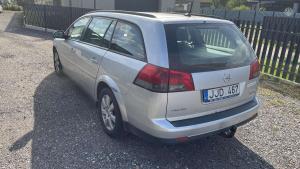 Pelēks Opel Vectra 2004 Panevēža, ar dzinēja tilpumu 1.91 L un nobraukumu 326 tūkst. km par 550 €, foto 3 vietnē AUTOMOTO.COM.LV
