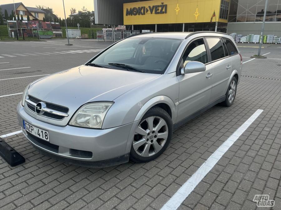 Grey Opel Vectra 2004 in Kaunas, with an engine capacity of 1.90 L and mileage of 430 thousand km for 700 €, photo 1 on AUTOMOTO.COM.LV