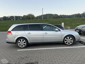 Grey Opel Vectra 2004 in Kaunas, with an engine capacity of 1.90 L and mileage of 430 thousand km for 700 €, photo 8 on AUTOMOTO.COM.LV