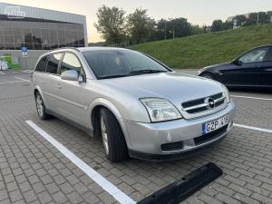 Grey Opel Vectra 2004 in Kaunas, with an engine capacity of 1.90 L and mileage of 430 thousand km for 700 €, photo 9 on AUTOMOTO.COM.LV
