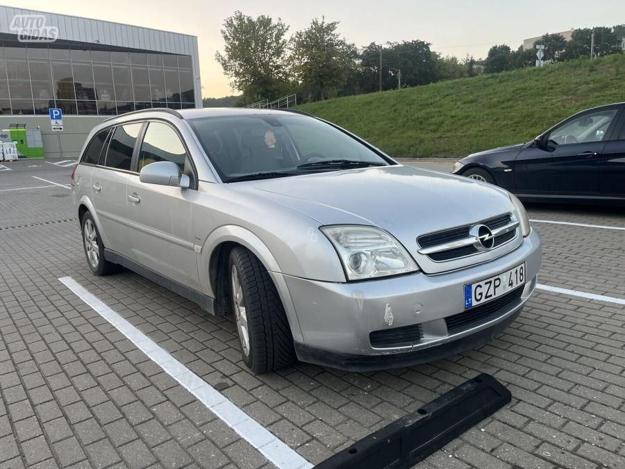 Grey Opel Vectra 2004 in Kaunas, with an engine capacity of 1.90 L and mileage of 430 thousand km for 700 €, photo 9 on AUTOMOTO.COM.LV