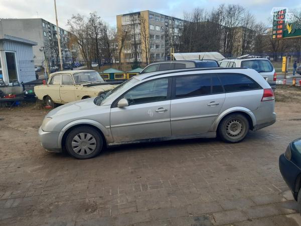 Pelēks Opel Vectra 2005 Kauņa, ar dzinēja tilpumu 1.90 L un nobraukumu 280 tūkst. km par 350 €, foto 1 vietnē AUTOMOTO.COM.LV